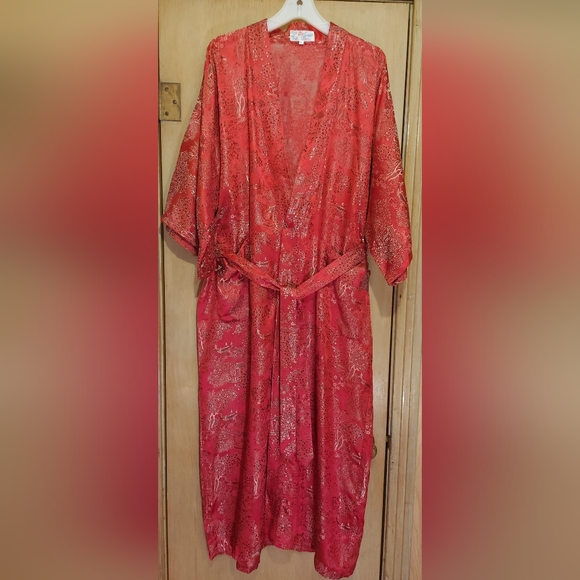 Solz Squirrel | Intimates & Sleepwear | Vtg Solz Squirrel Xl Robe Long ...